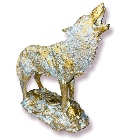 Accents | Silver Gold Howling Wolf Outdoor Garden Statue | Poshmark